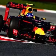 Verstappen បានបង្ហាញខ្លួនជាលើកដំបូងជាមួយ Red Bull ក្នុង Free Practice 1 - LaF1