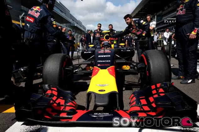 Red Bull, Renault - LaF1 жакшыртууларды күтүп