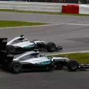 D'Haltung vun de Mercedes-Piloten um Start huet hiren Teamleader - LaF1 - gestéiert