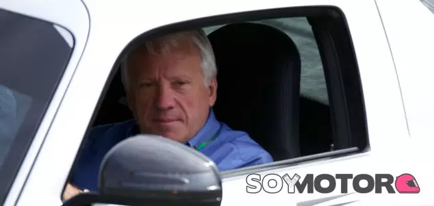 Charlie Whiting im Safety Car - LaF1