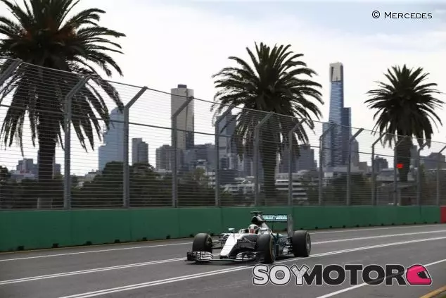 In Australië werd slechts één kleur gezien, het zilver van Mercedes - LaF1