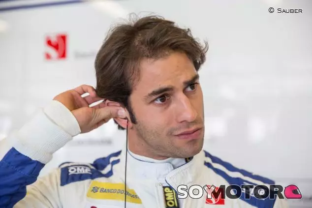 Felipe Nasr in de Sauber-box - LaF1