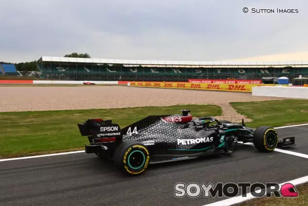 Lewis Hamilton ĉe Silverstone