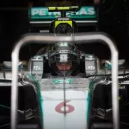 Rosberg نے آسٹن - LaF1 میں ہیملٹن کے ٹائٹل میں تاخیر اور جیت کا موقع گنوا دیا۔