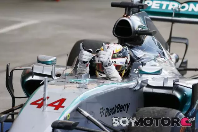 Hamilton ya ɗauki takensa na uku a matsayin mafi kyawun shekarar aikinsa - LaF1