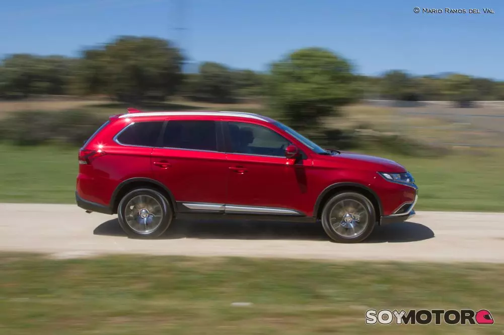 Mitsubishi Outlander test