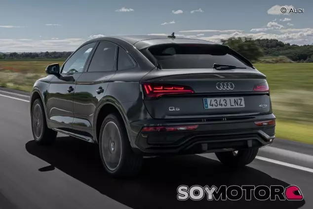 Audi Q5 Sportback 2021: elektrifisearre weddenskip op fersekering