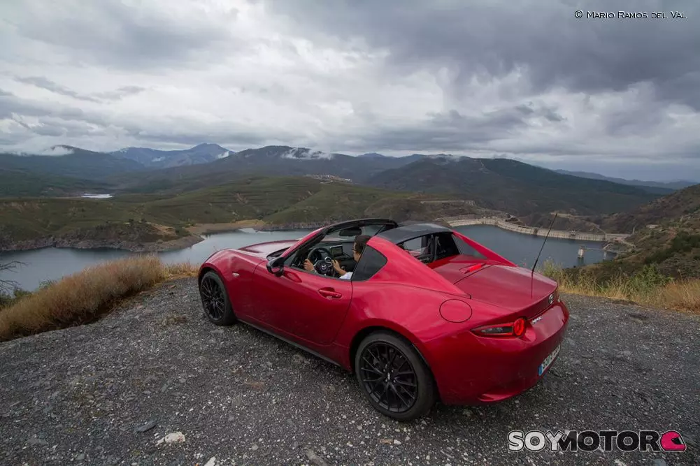 Mazda MX-5 RF test