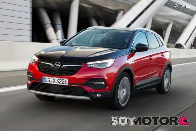 Opel Grandland X Hybrid4: allerede til salg i Spanien