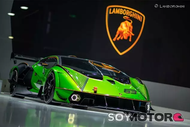 Lamborghini Essenza SCV12 tại Triển lãm Ô tô Thượng Hải 2021