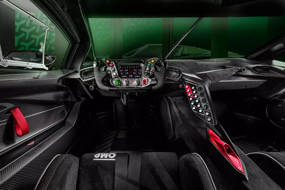 lam Lamborghini-essenza-scv12-Interior-soymotor.jpg