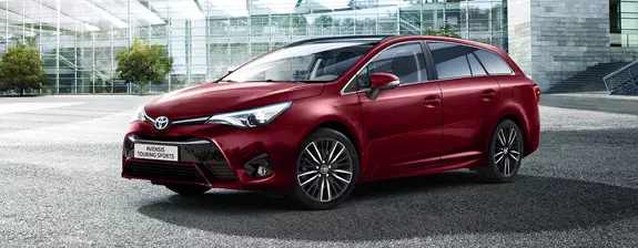 avensis_2017_2_a.jpg