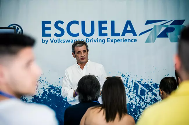 luis-moya-volkswagen-driving-experience_0.jpg