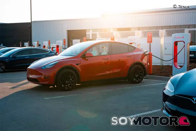 Tesla í forþjöppu