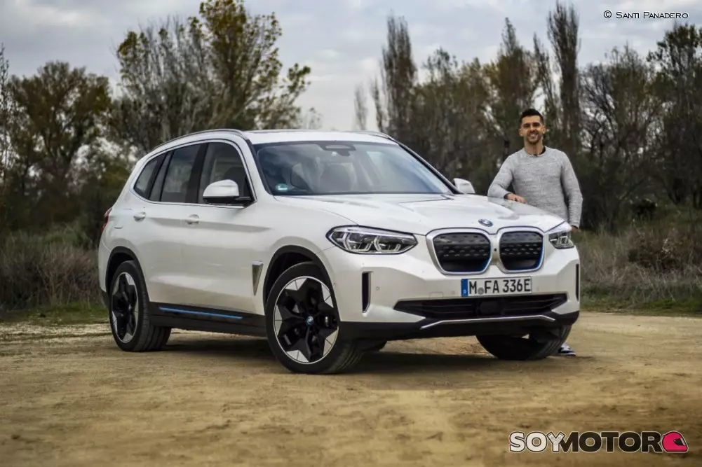 bmw_ix3_test.jpg