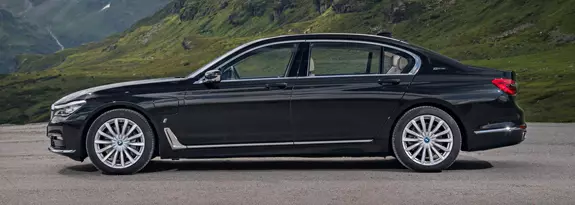 bmw-740e-1.jpg