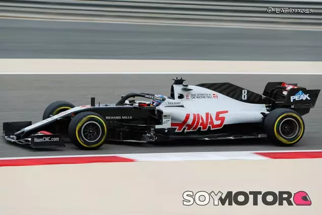 Romain Grosjean med VF-20 på Sakhir-banan