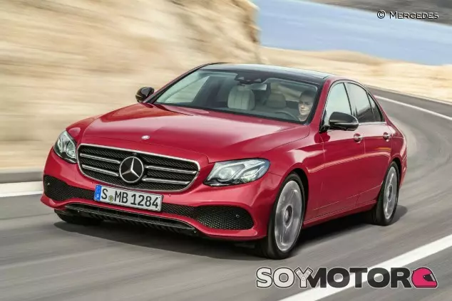 Mercedes E-Class: new engines, microhybridization included