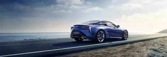 lexus-lc-500h-201625931_2.jpg