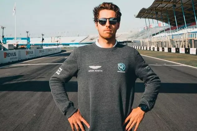 Surpriza foriro de Aston Martin de la DTM: Juncadella, sen sidloko