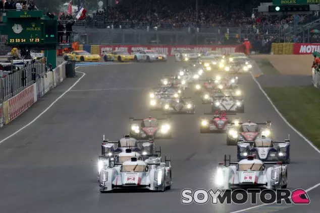 2013 Le Mans 24 Hours Start - LaF1