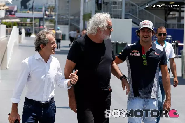 Alain Prost, Flavio Briatore and Carlos Sainz in 2017