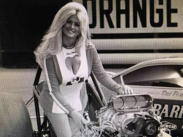 Linda Vaughn, 'Xaniya Yekem a Motorsport' -SoyMotor.com