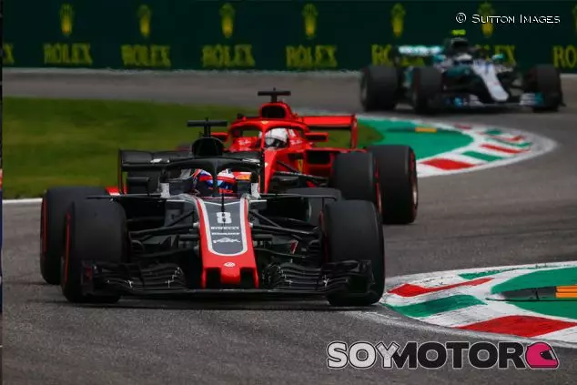 Romain Grosjean a Sebastian Vettel v Monze