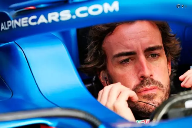 Fernando Alonso påpekar bristerna med Alpine A521