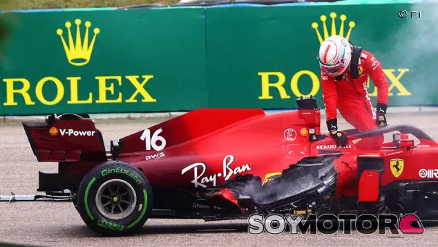 Ferrari ລໍຖ້າການລົງໂທດຫຼັງຈາກບໍ່ສາມາດຊ່ວຍປະຢັດເຄື່ອງຈັກຂອງ Leclerc ຈາກຮັງກາຣີ