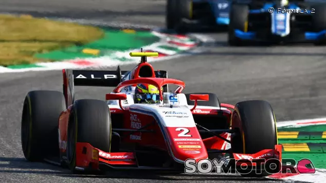 Piastri dà un altro colpo alla F2 in Russia con la sua terza pole consecutiva