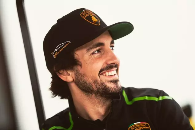 Albert Costa dia hitantana ny ADAC GT Masters 2021 miaraka amin'i Grasser