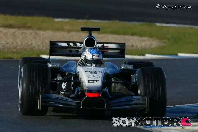 Alex Wurz with the McLaren MP4-17 in Jerez