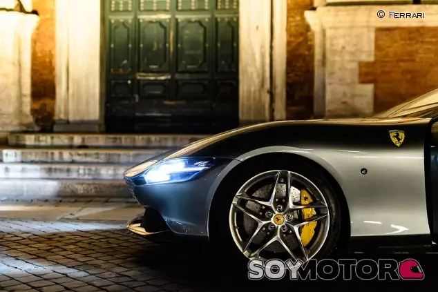 Дэталь Ferrari Rome