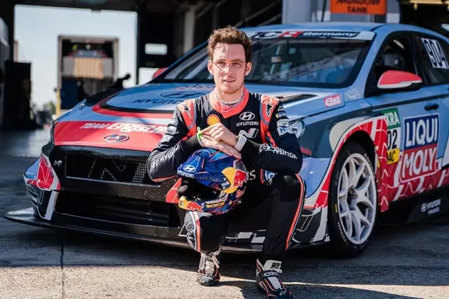 Thierry Neuville - SoyMotor