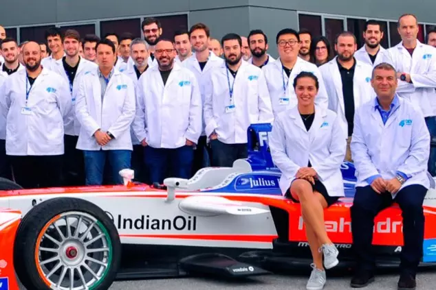 Do you want to work in Formula 1 or Formula E? With this master's degree it is possible