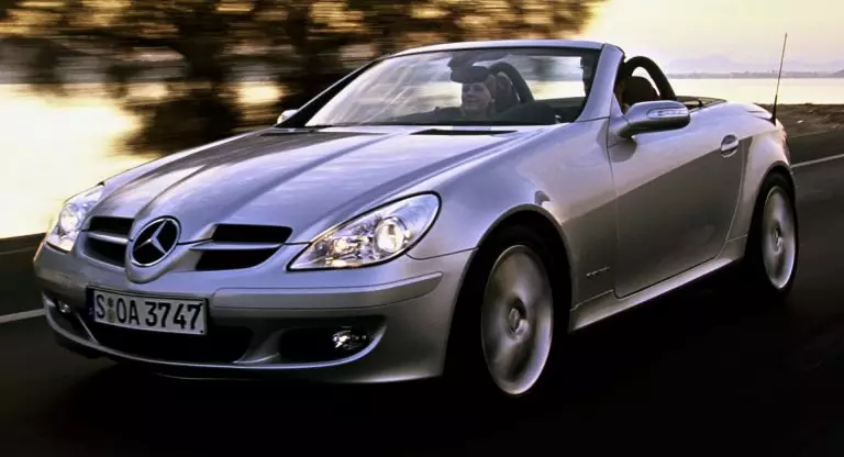 Xyoo 2004-mercedes-slk.jpg