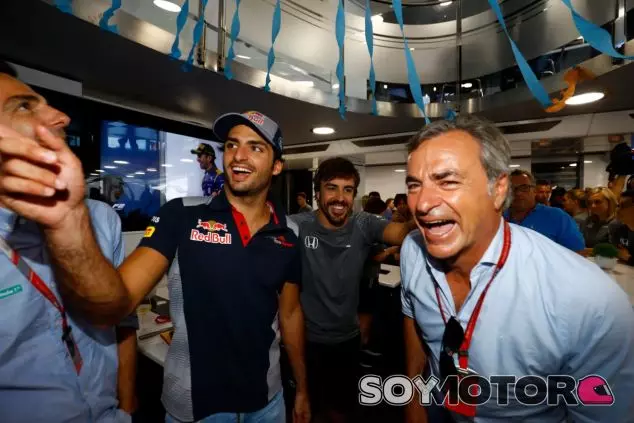 Alonso og Sainz, saman í kartcross bíl