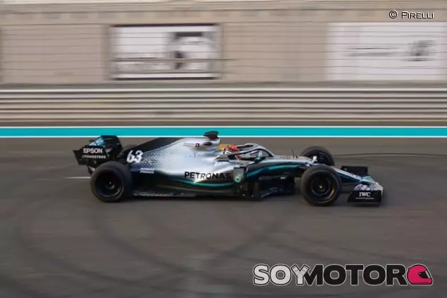 Mercedes và Pirelli kết thúc bài kiểm tra cho năm 2021 với 218 vòng