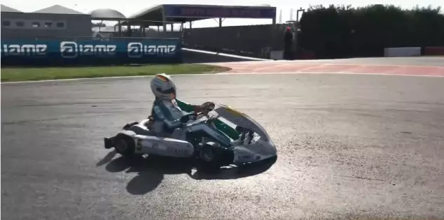 Vettel geniet van zijn passie voor karting in Lonato na Rusland – SoyMotor.com