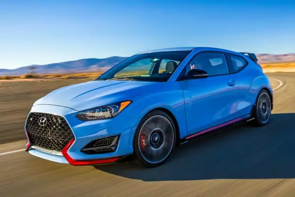 Hyundai-veloster-n_1.jpg