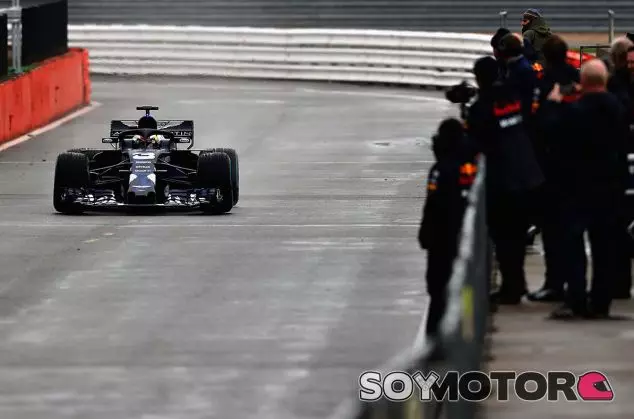 Ο Daniel Ricciardo, με το RB14 στο Silverstone