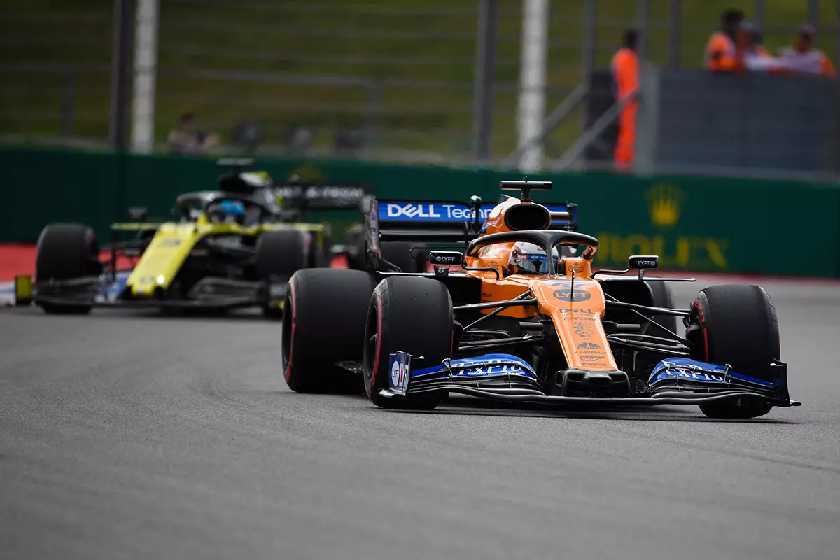 sainz-mclaren-phân loại-nga-2019-f1-soymotor.jpg