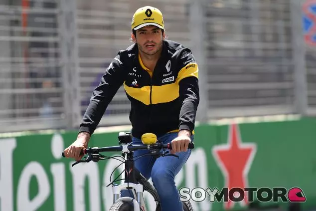 Carlos Sainz muBaku