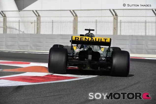 Tampilan mburi Renault RS18