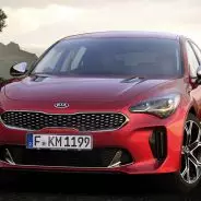 The Kia Stinger GT is the powerful version, now with 366 horses - SoyMotor