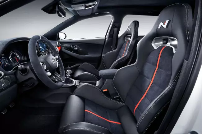 hyundai_i30_n_option_4.jpg