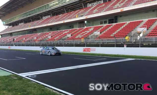 Kiti Cupra WTCR katika Barcelona - SoyMotor.com