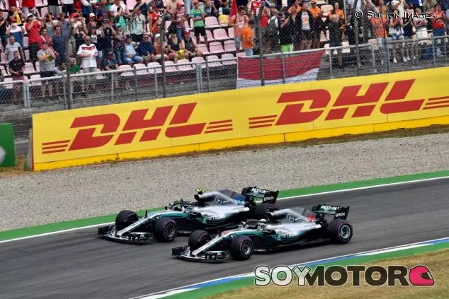 Lewis Hamilton ati Valtteri Bottas