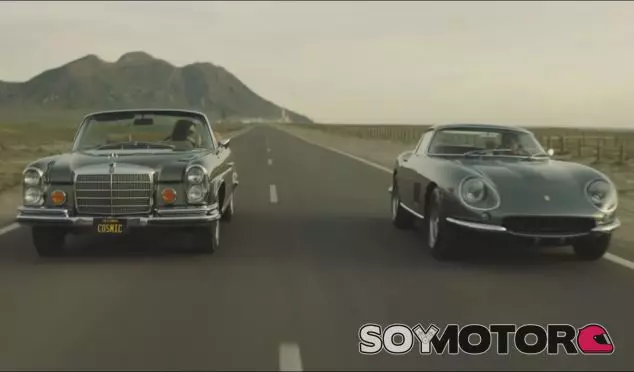 Mercedes 280 Cabrio Monica Cruz na Ferrari 275GTB Jamiroquai